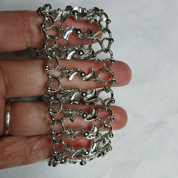 Sarah Coventry | Jewelry | Elegant Silver Toned Sarah Coventry Bracelet ...